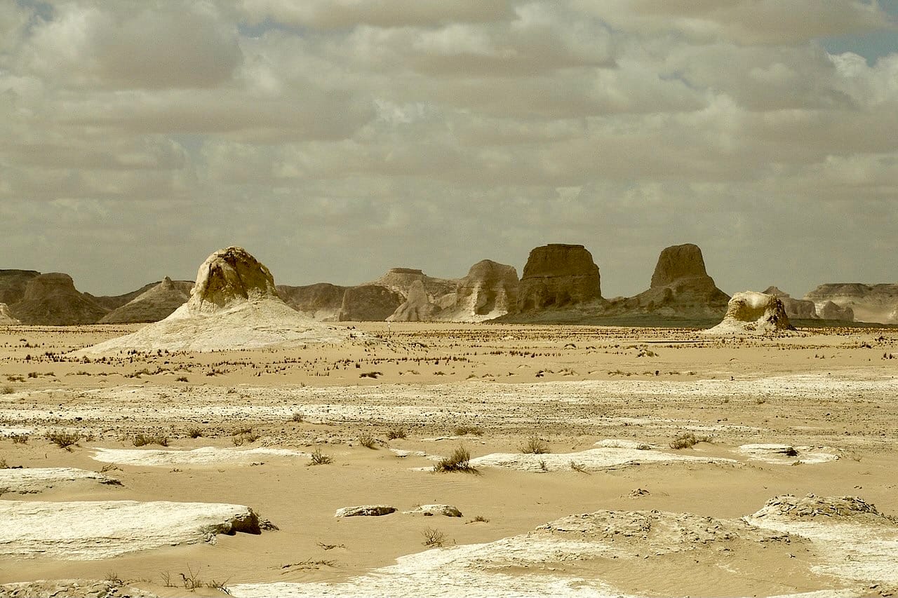 Unraveling The Mysteries Of Egypt's White Desert National Park: Best An ...